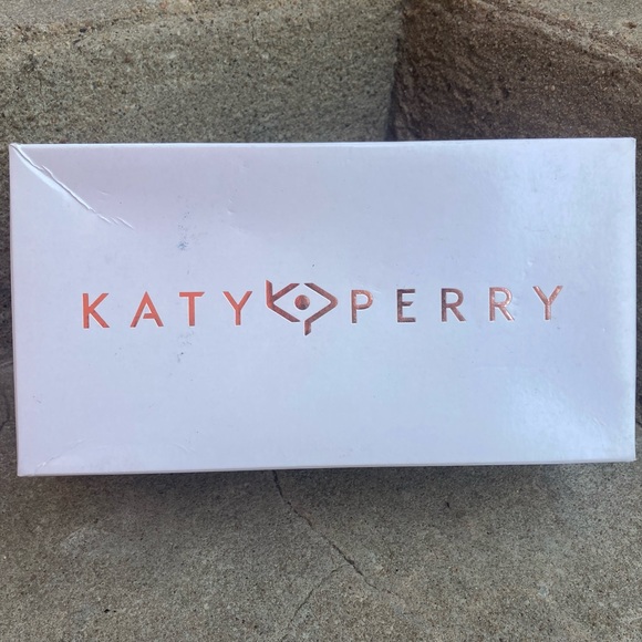 Katy Perry Collections | Shoes | Katy Perry Green Jelly Cactus Flat ...